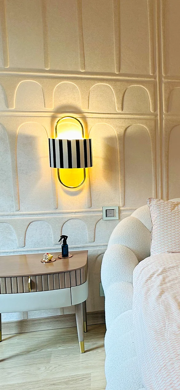 Maria Wall Lamp